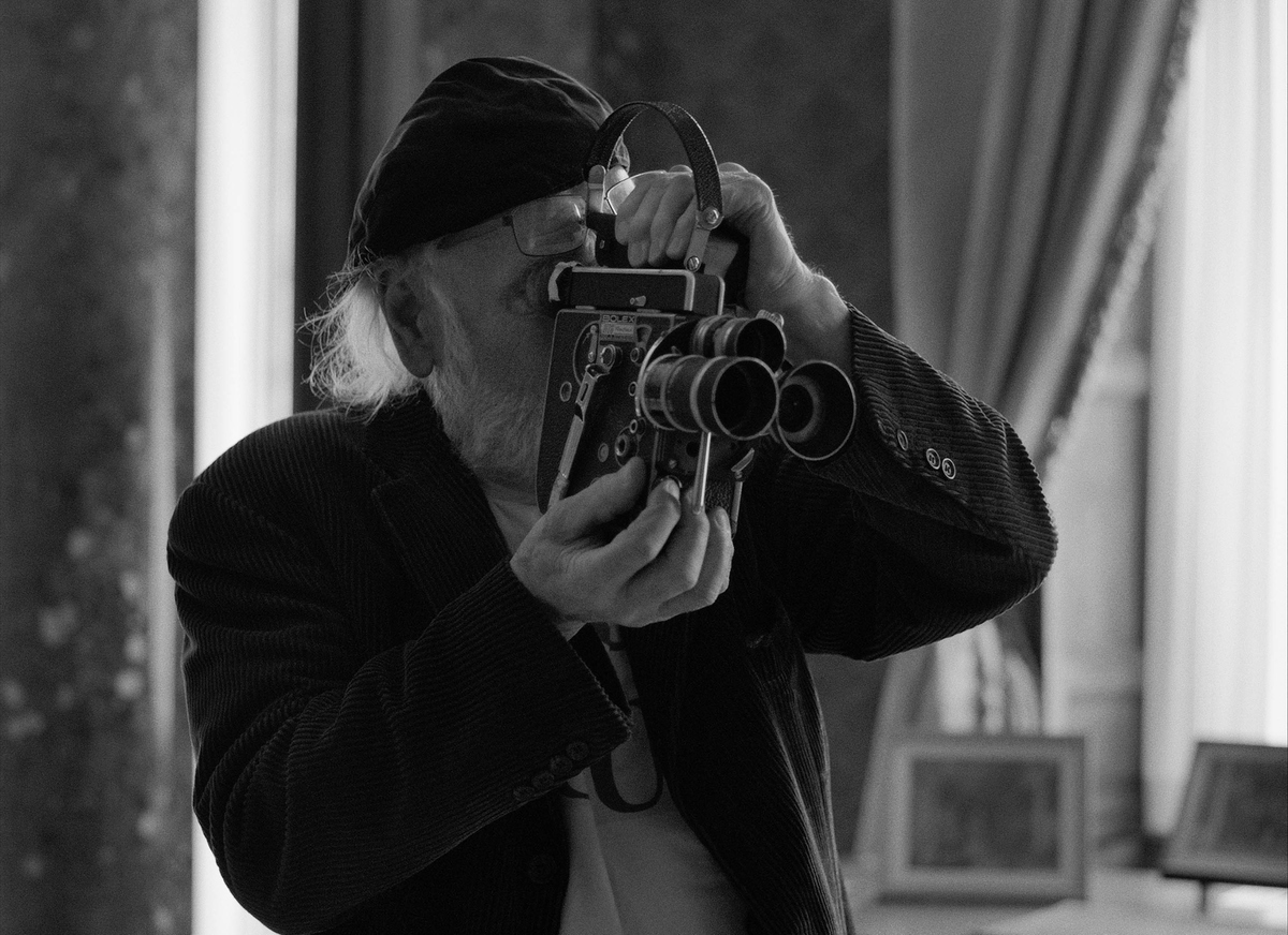 Bárbara Wagner & Benjamin de Burca - Artistas - Fortes D'Aloia & Gabriel